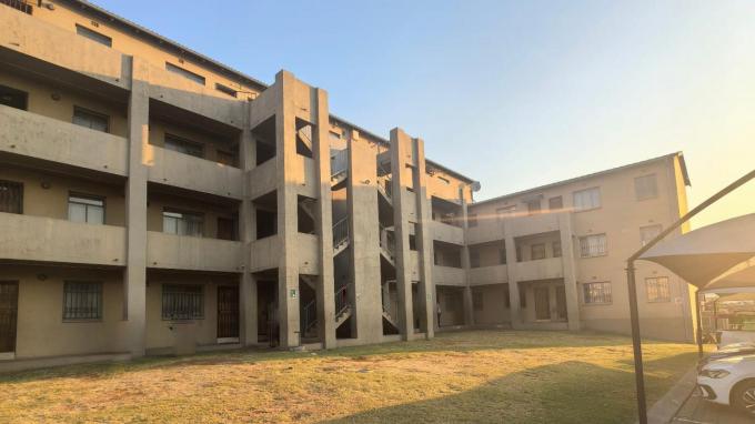 Houses For Sale in Fleurhof - MyRoof.co.za