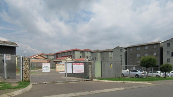 Houses For Sale in Fleurhof - MyRoof.co.za