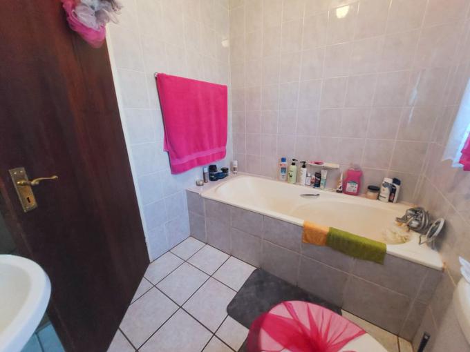 Houses For Sale in Limpopo - Naboomspruit - MyRoof.co.za