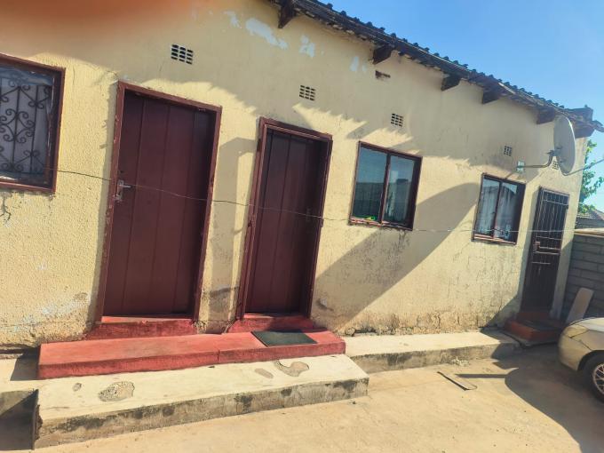 2 Bedroom House for Sale For Sale in Mofolo Central - MR6869