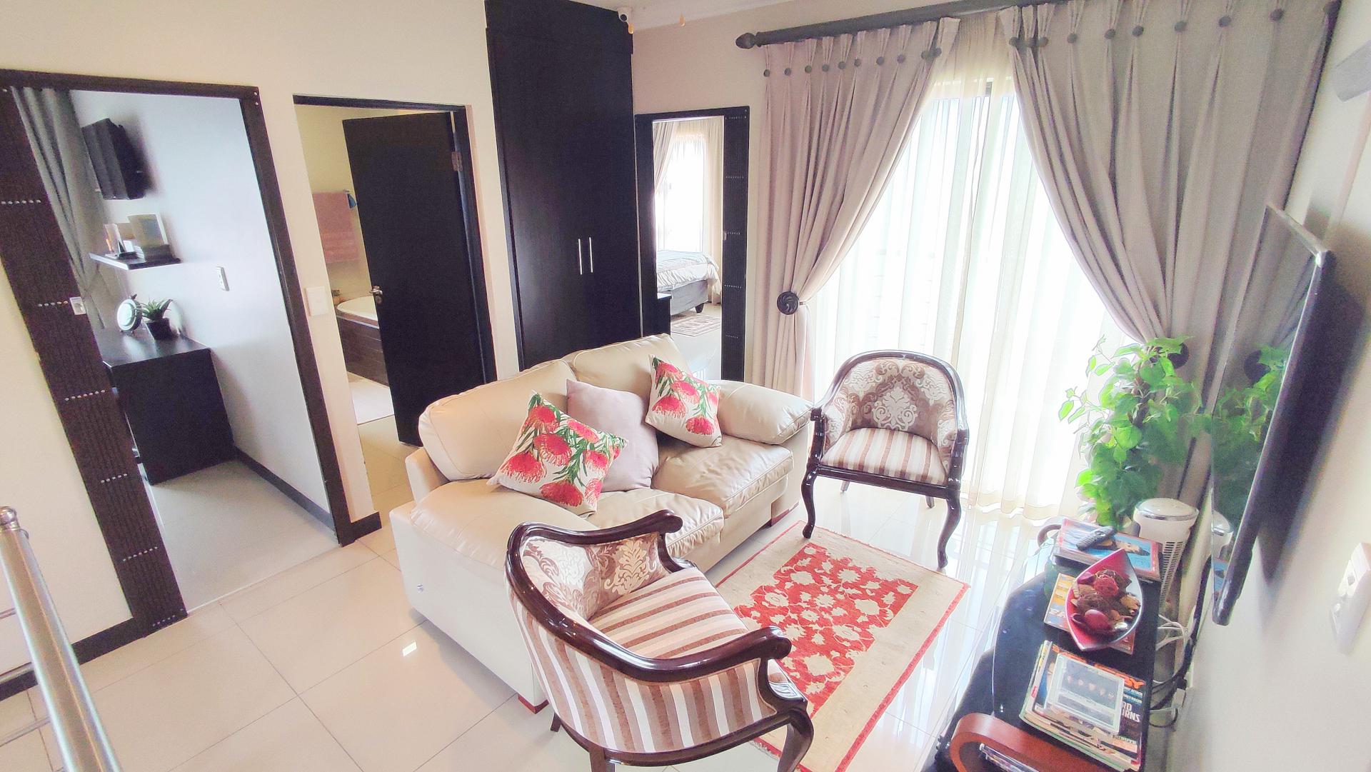 3 Bedroom House for Sale For Sale in Amberfield Valley - MR6
