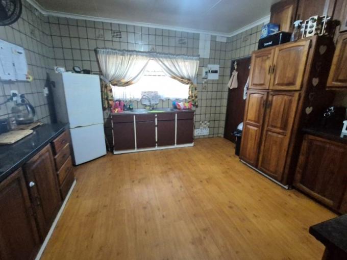 5 Bedroom House for Sale For Sale in Rustenburg - MR701009