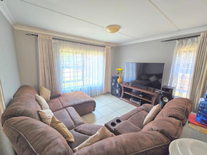 Houses For Sale in Derdepoortpark - MyRoof.co.za