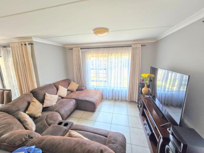 Houses For Sale in Derdepoortpark - MyRoof.co.za